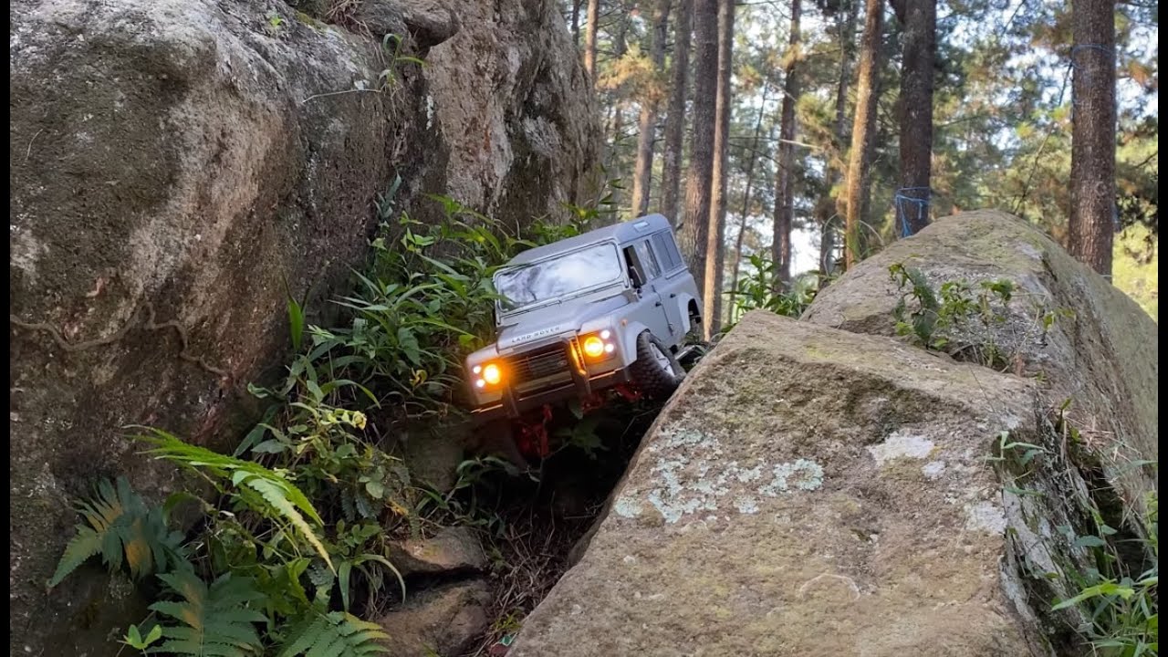 ON STONE | RC Scale Land Rover DEFENDER 110 CAMEL TROPHY - YouTube