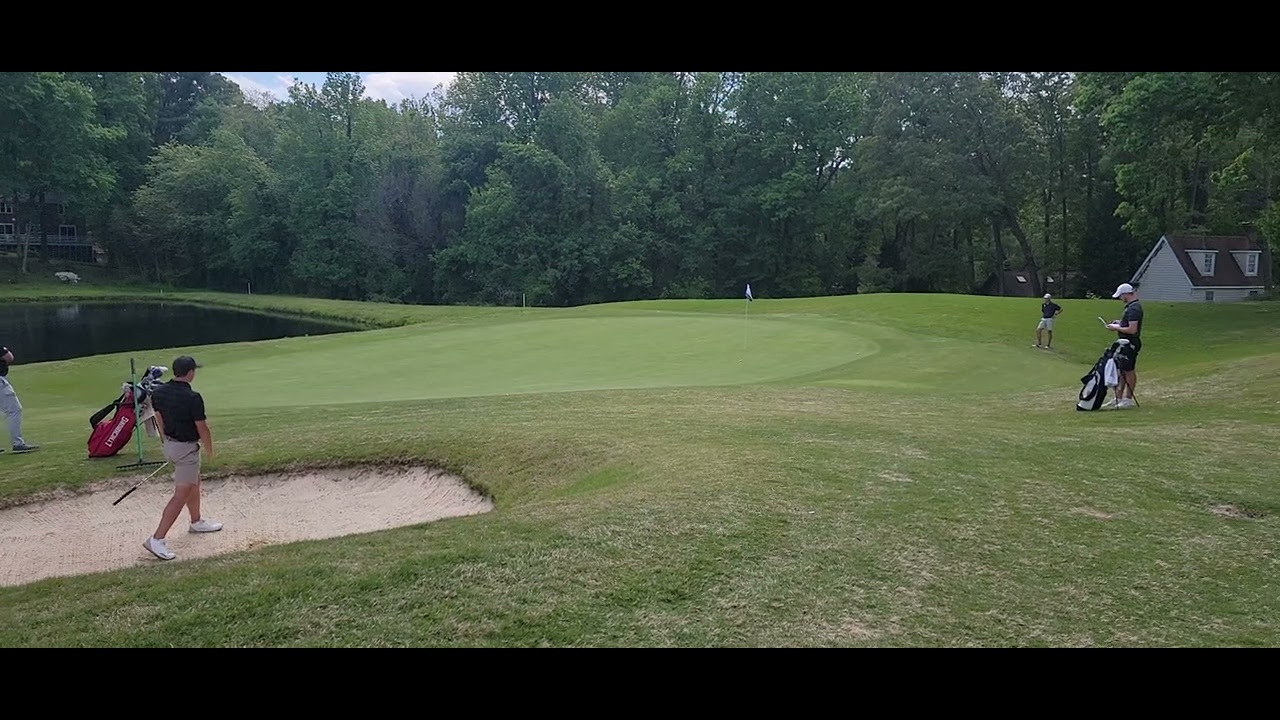 Long bunker shot, birdie - YouTube