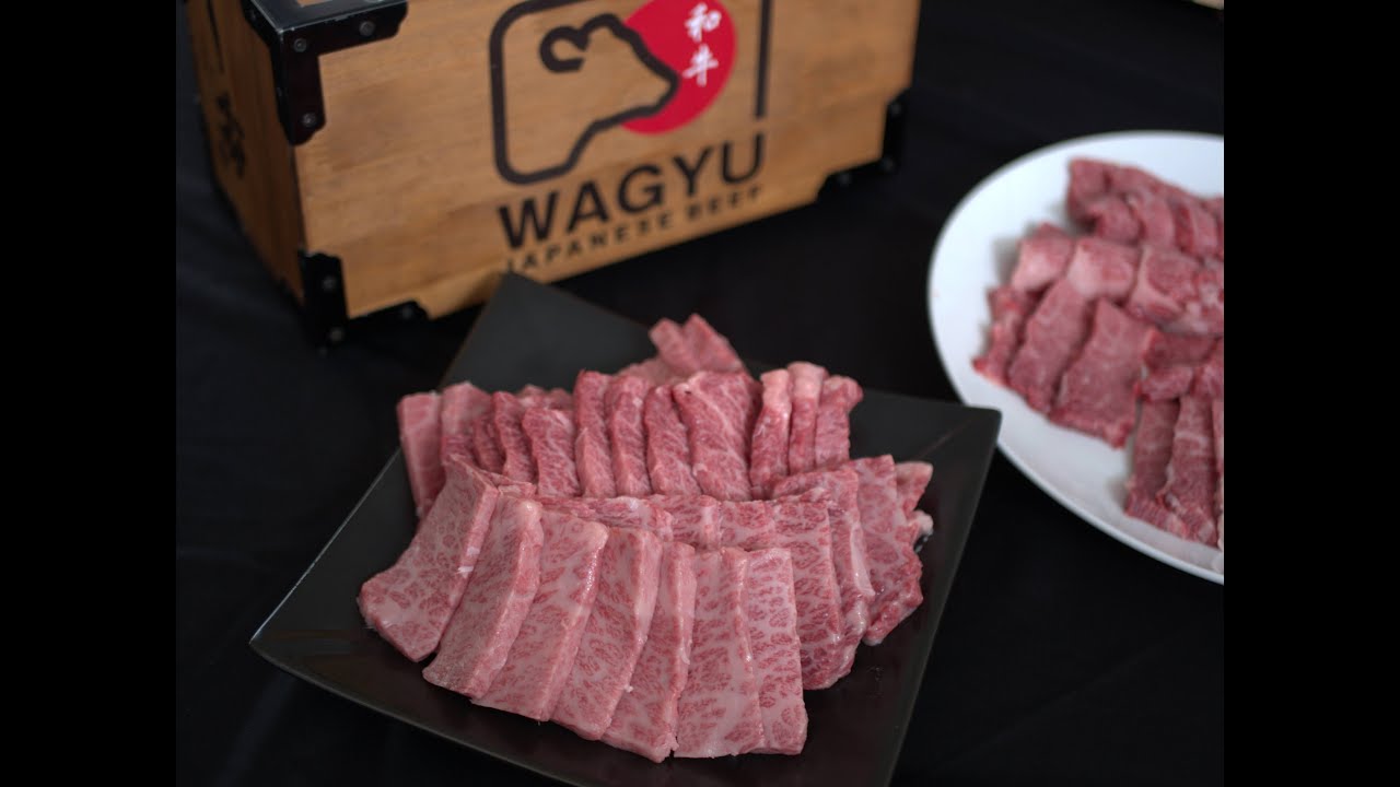 4K video A5 Wagyu Chuck short rib Carving - YouTube