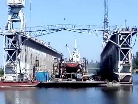 Ship repair in floating dock - YouTube