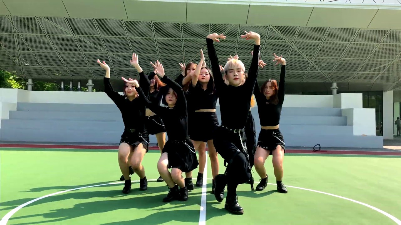 BUV Dance Club cover CRUSH - Weki Meki (위키미키) - YouTube