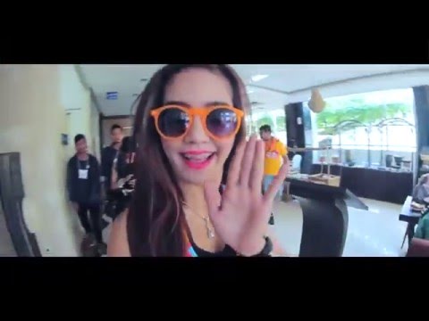 BATANG RUN COLOR 2015 With Dj. P.Joana - YouTube Music