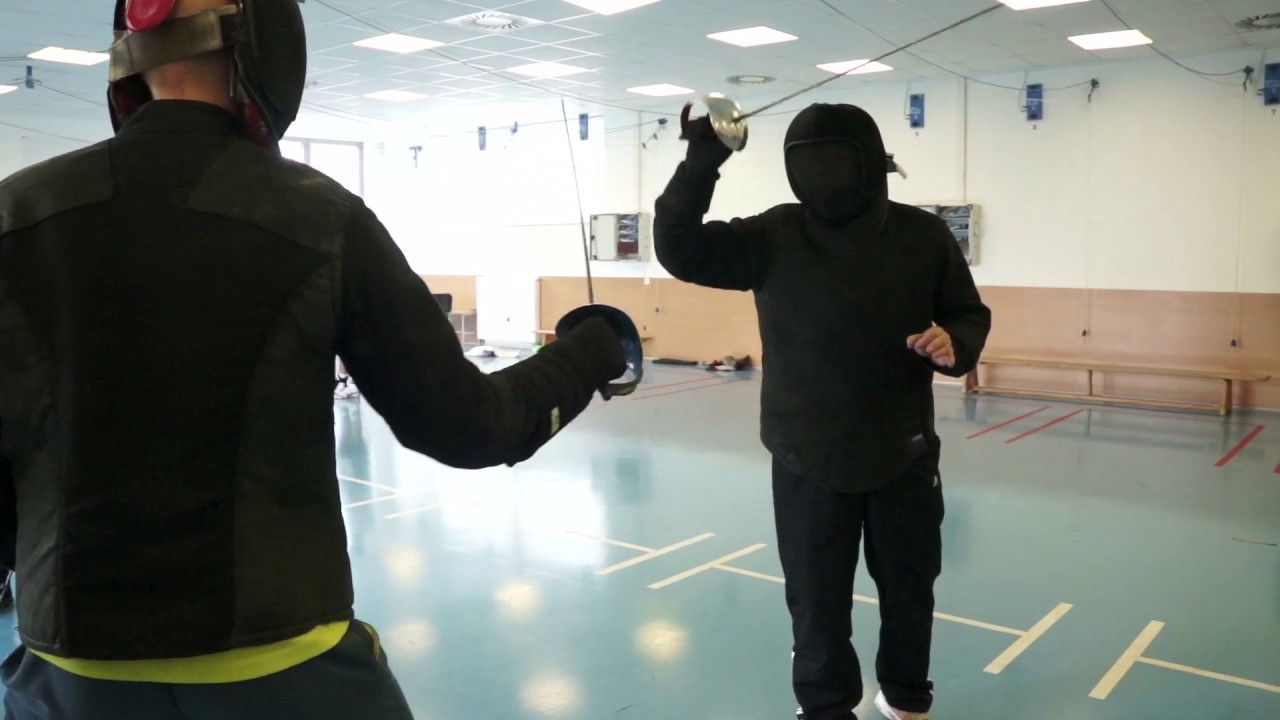 Sabre parry tierce feint riposte head flank - YouTube