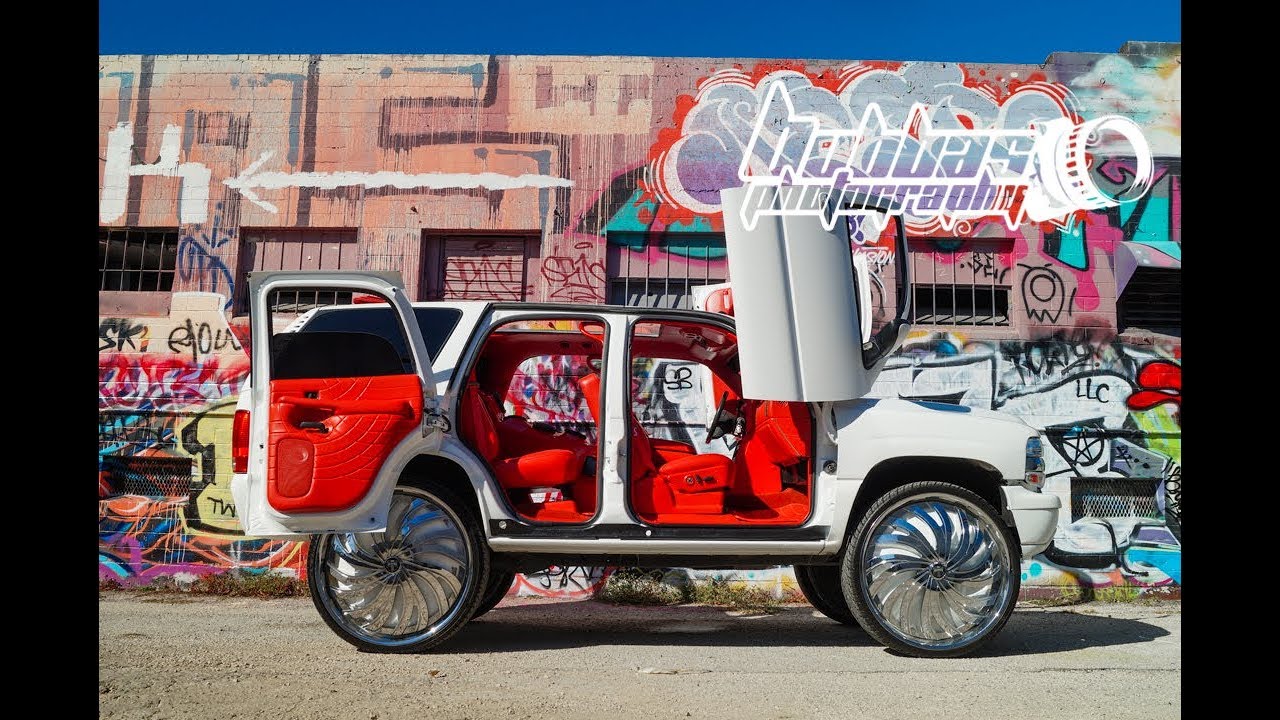 Tahoe on 32s with lambo and suicide doors - HD - YouTube