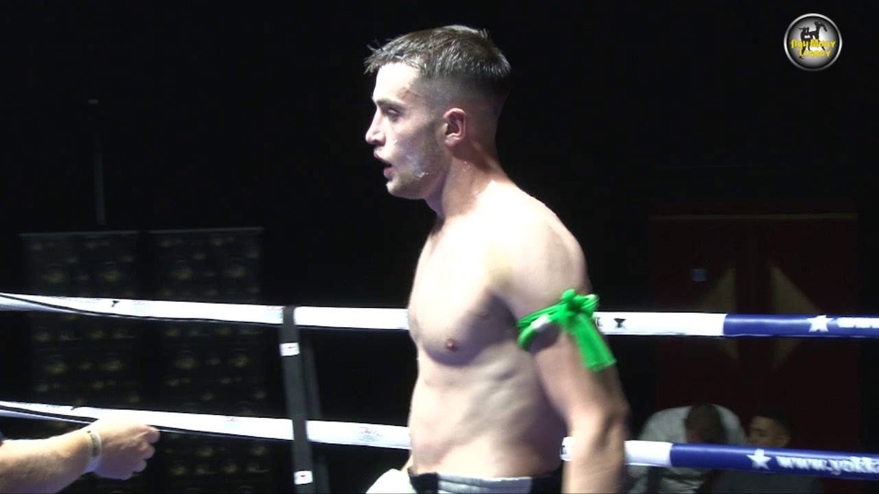 Harry Downs VS Jack Bridges - Nak Muay Thai -Sept 2018 - YouTube