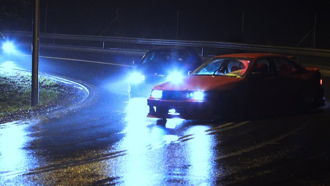 Christmas street drifting - YouTube