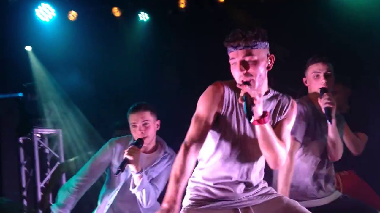 Yes Lad Summer Tour (Embrace the Feeling) 28/7/2017 - YouTube