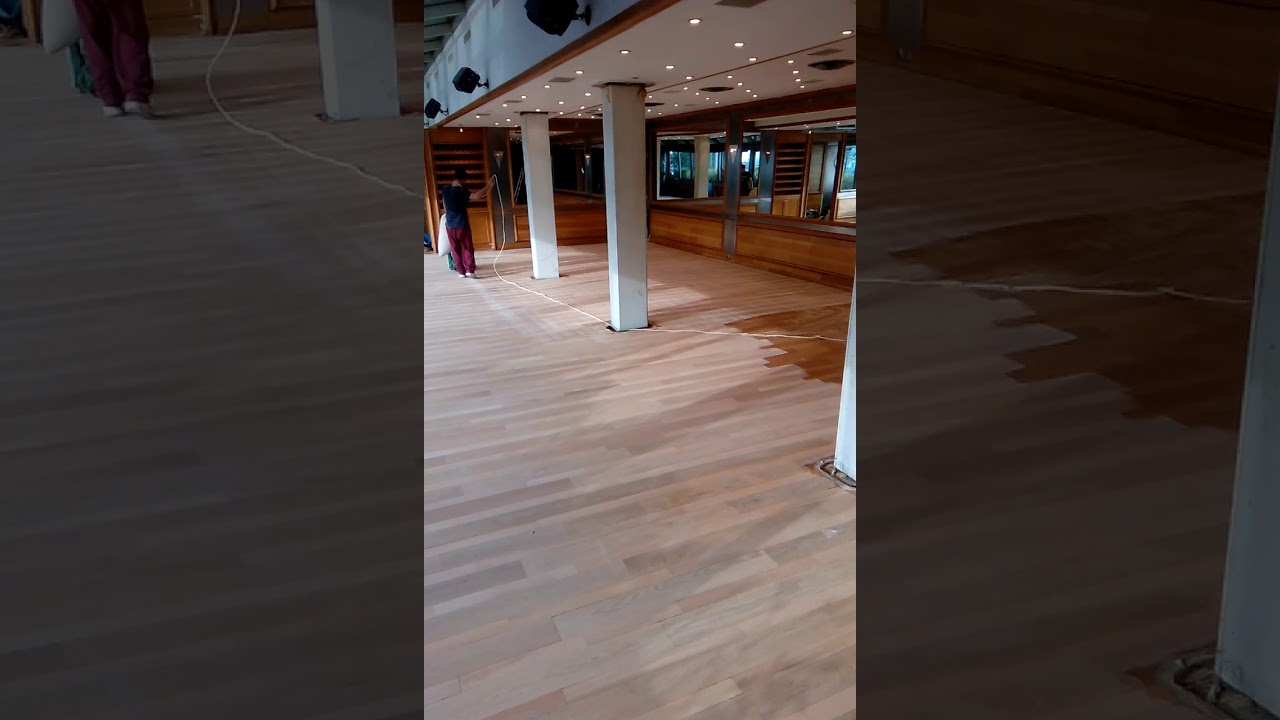 ΤΡΙΨΙΜΟ ΓΥΑΛΙΣΜΑ ΞΥΛΙΝΟΥ ΠΑΤΩΜΑΤΟΣ ΜΕ ΜΗΧΑΝΗ ΠΑΤΩΜΑΤΩΝ - YouTube