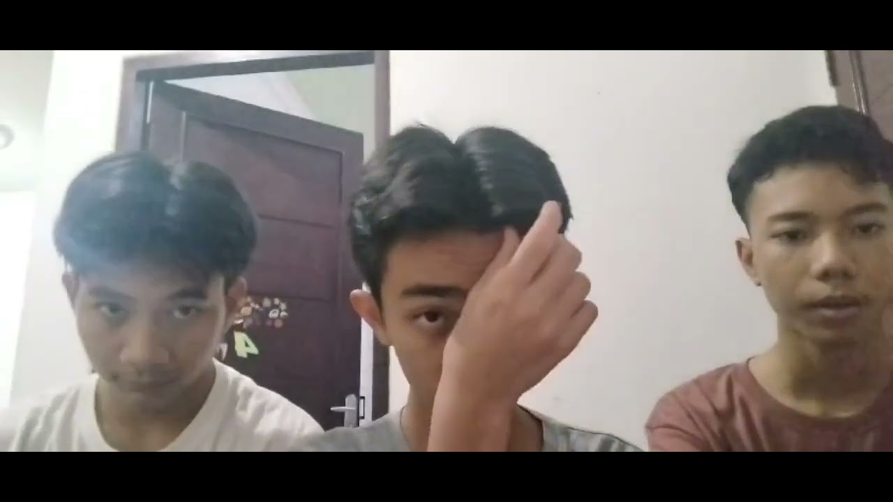 Review Novel Orang-Orang Proyek dari kelas XPPLG 1 - YouTube