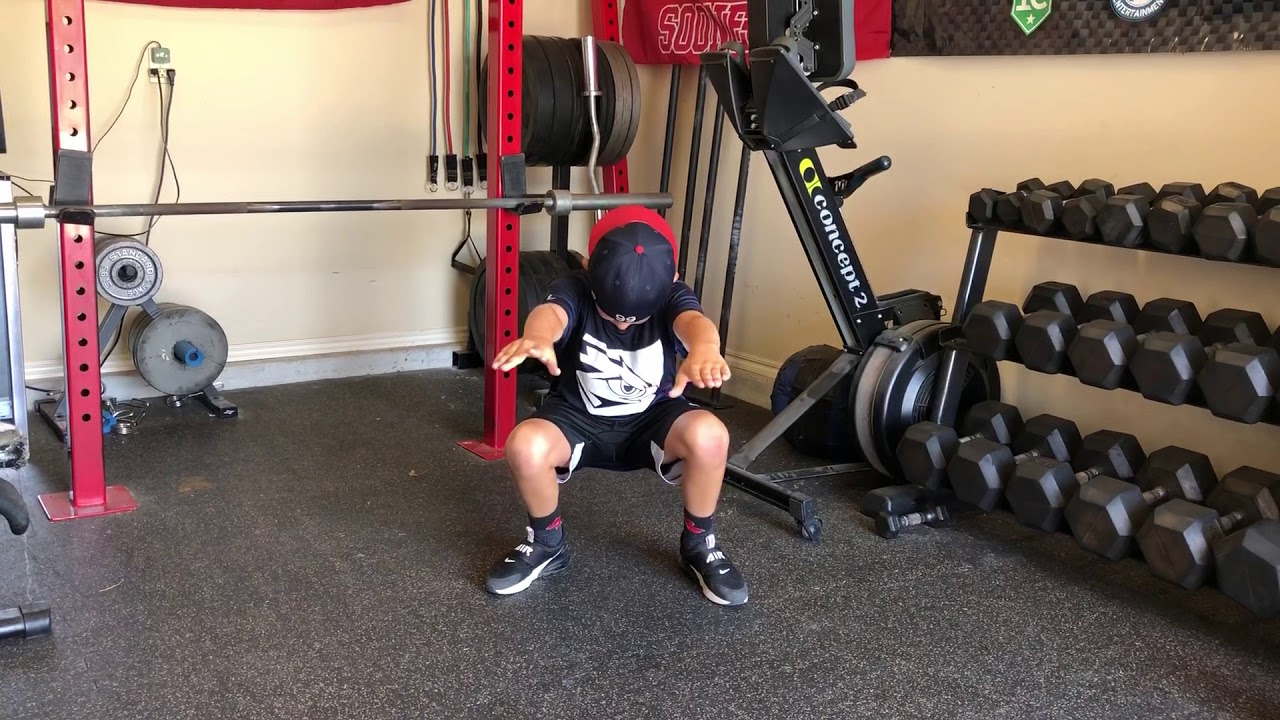 Deep squat sit - YouTube