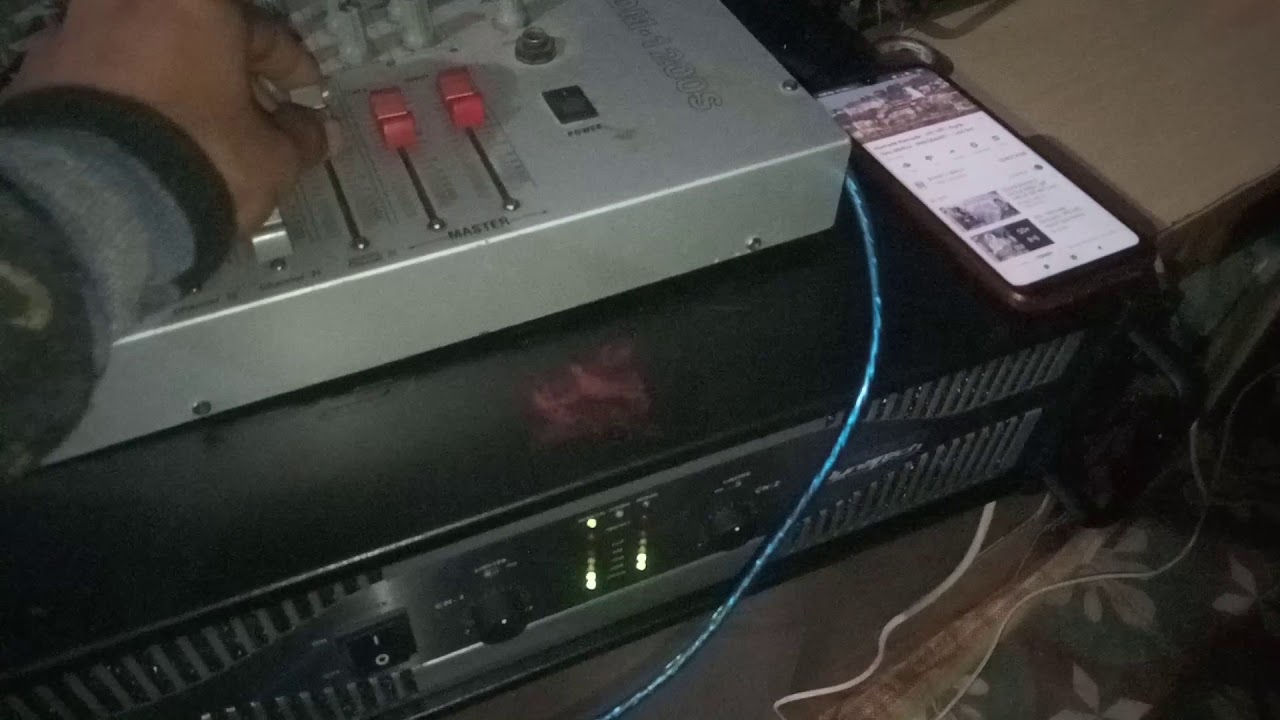 Dynatech v4000 best sound amplifier - YouTube