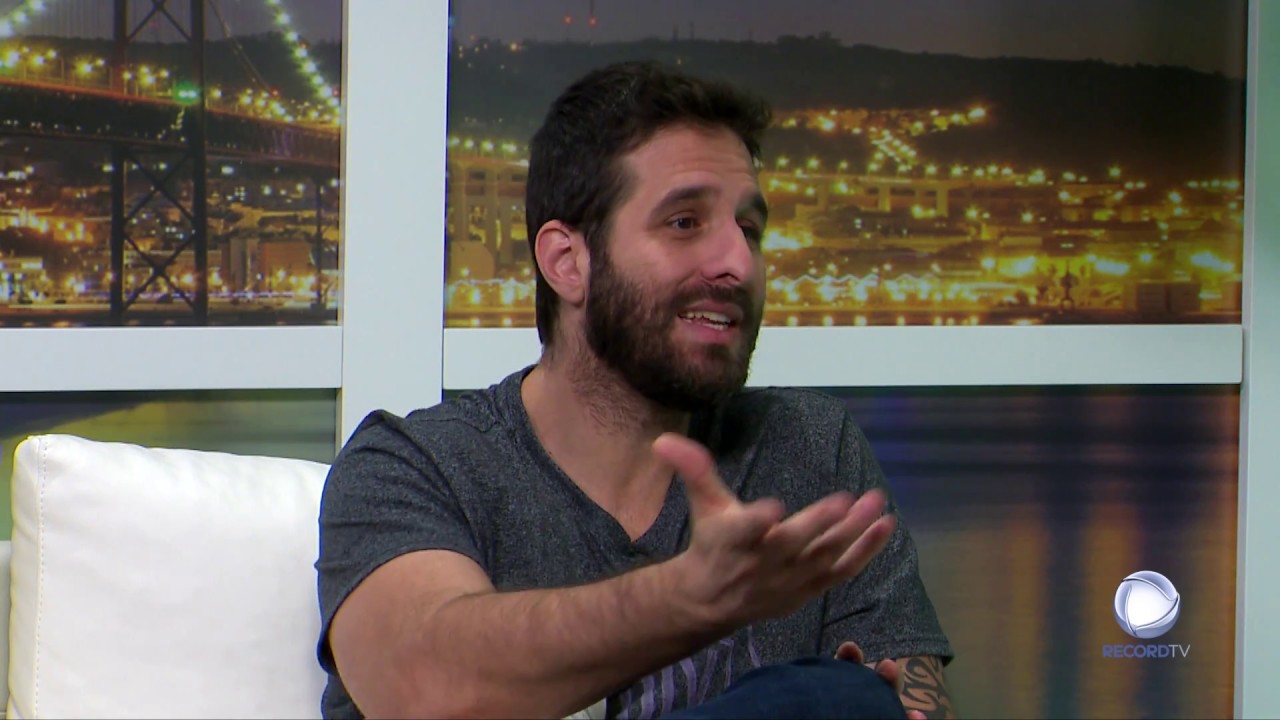 ENTREVISTA COM RAFINHA BASTOS - PALCO RECORD - YouTube