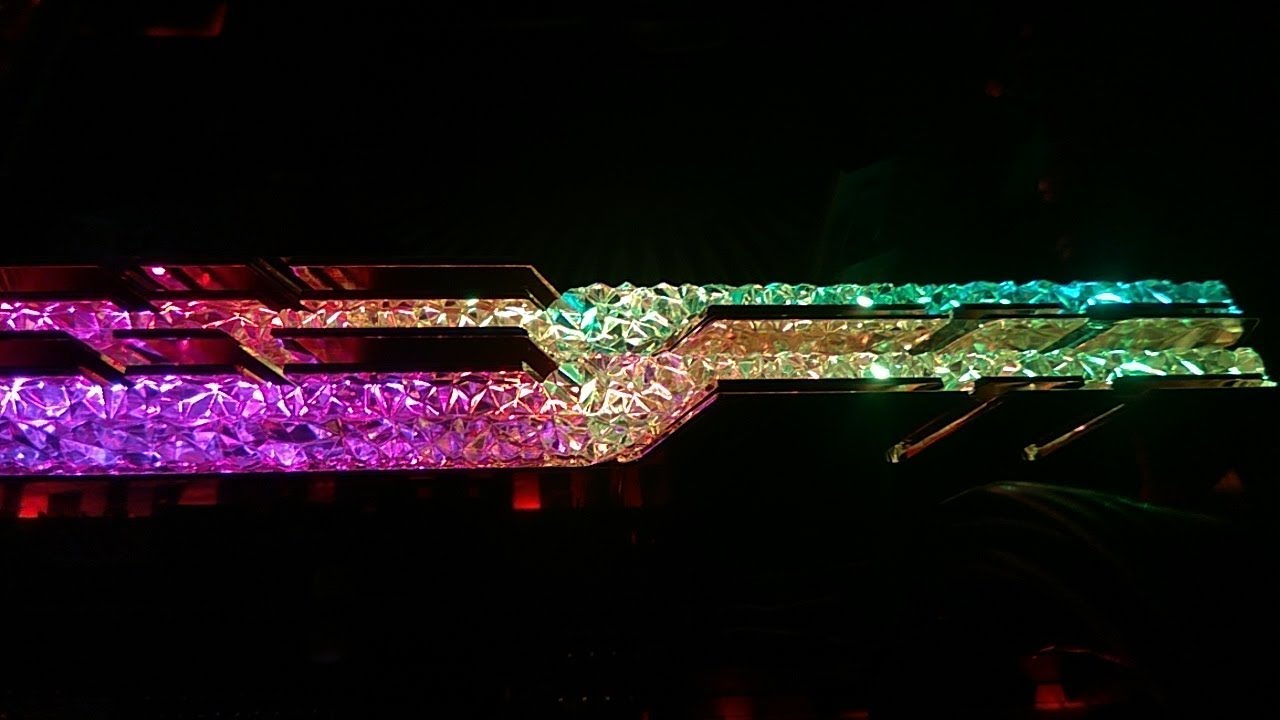 Royal Trident Z Royal RGB RAM 4266 Colorful GOLD | Tech Land - YouTube