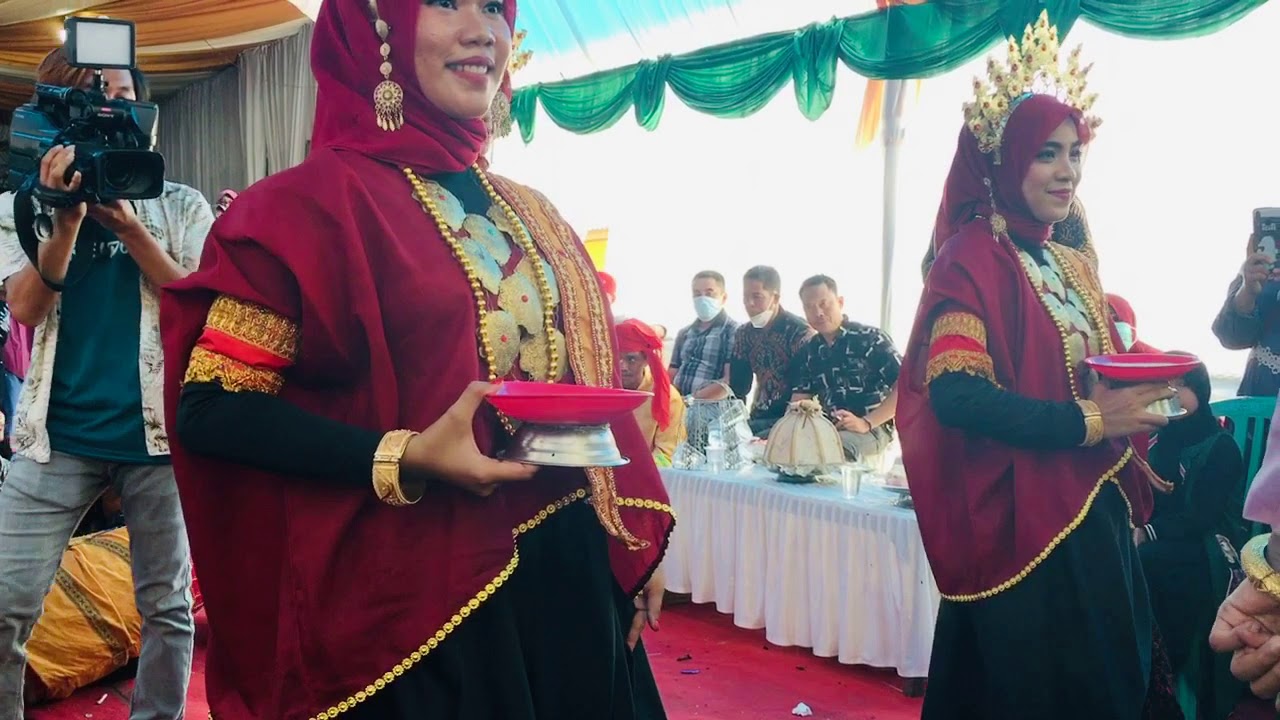 Tari Paduppa - YouTube