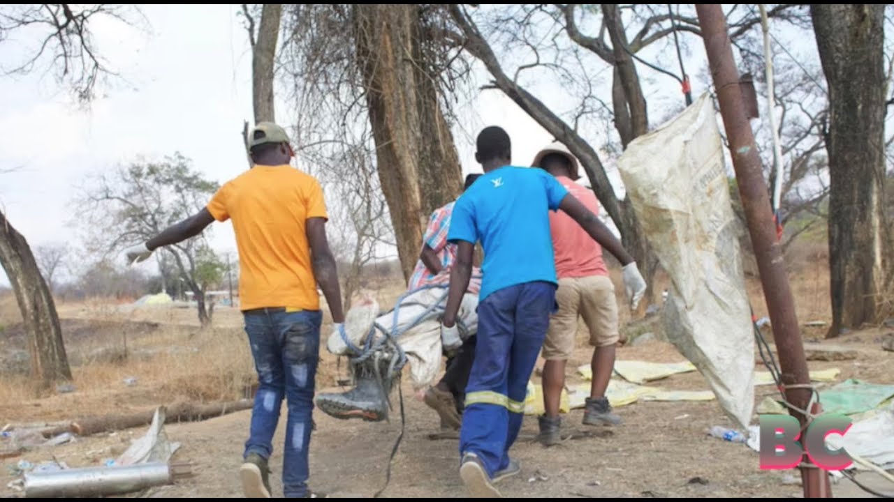 Death toll in collapsed Zimbabwe gold mine expected to rise, vice ...