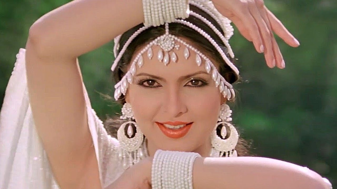 Aayi Aayi Main To Aayi 1080p - YouTube