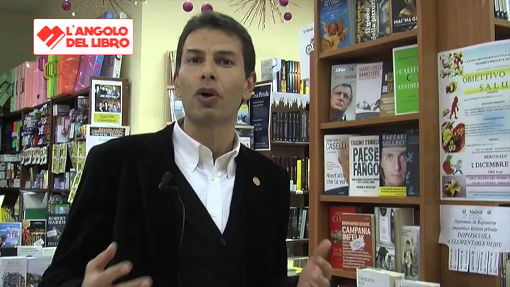 "L' angolo del libro" con Tobia Iodice, dalla Libreria Claudio - YouTube