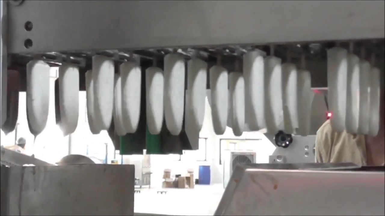 Automatic Chocolate Ice-Cream Making Machine | How Ice-Cream is made ...