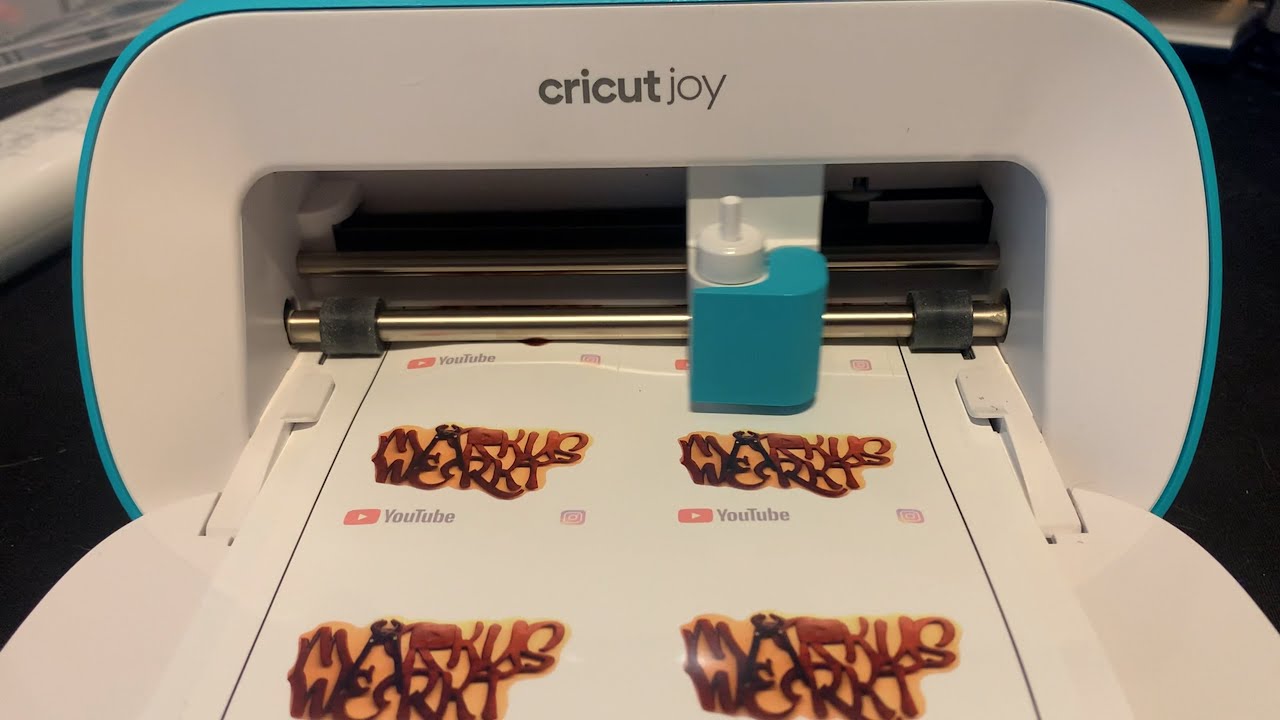 Selbstgedruckte Sticker mit dem Cricut Joy ausschneiden | Cricut Joy Tutorial - YouTube