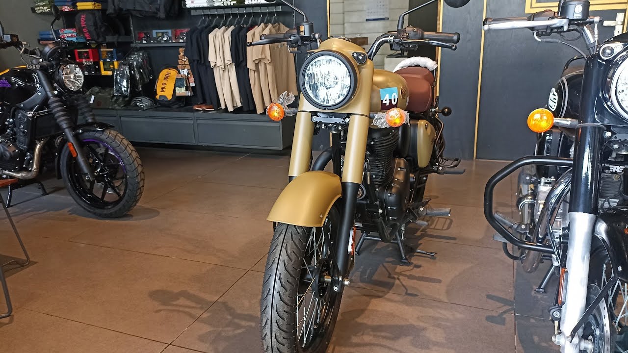 Royal Enfield Classic 350 base model detailed review - YouTube
