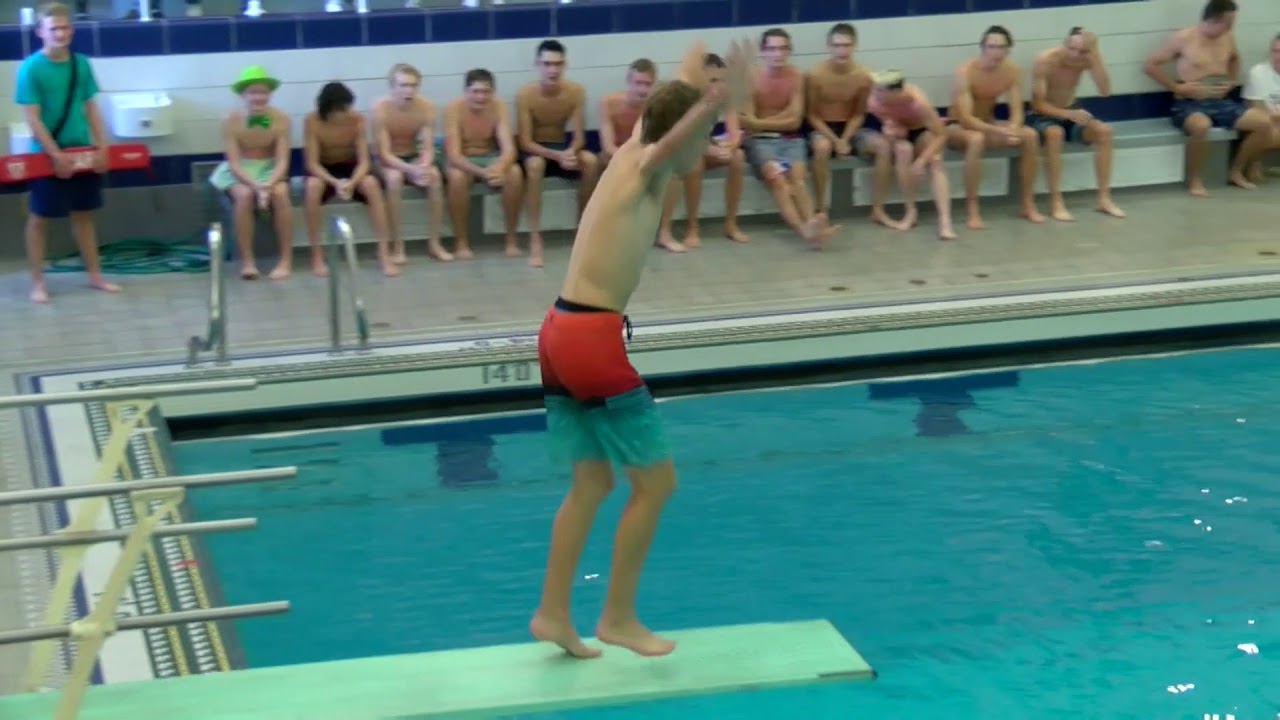 2019 Homecoming Belly Flop Competition - YouTube