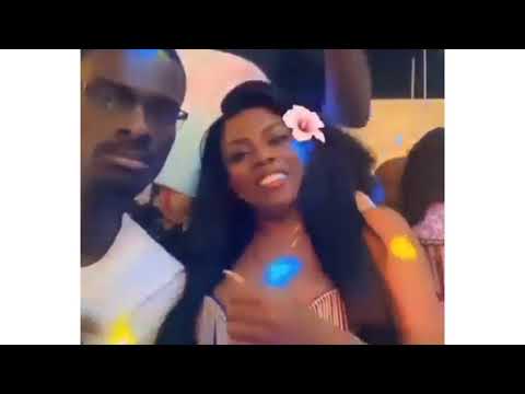 #GhoneTv #utvnews #Adomtv    Nana Aba for the first time shows her big boobs (brea$t) half nakked