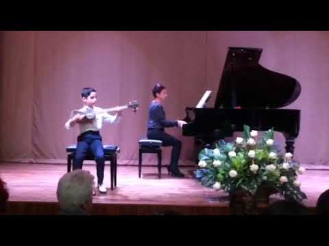 Eliyev Huseyn. Mektebliler Negmesi