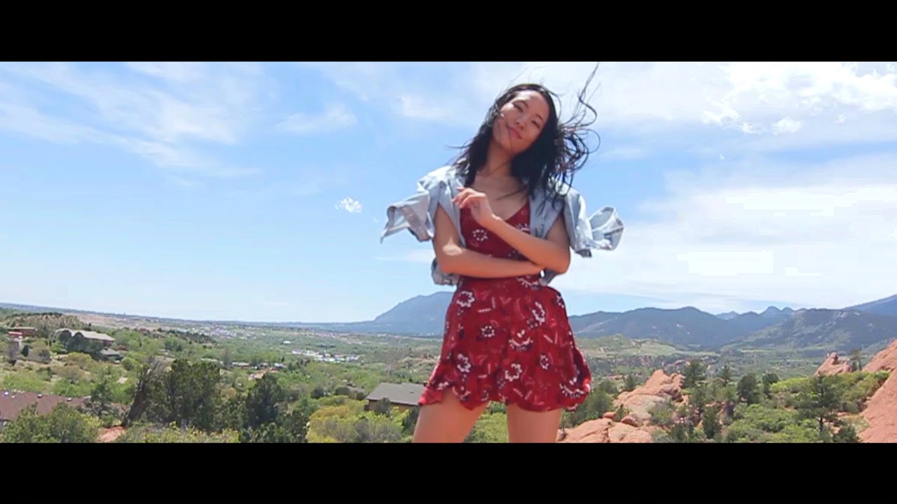 Jade Modeling Video | BANKS – Better - YouTube