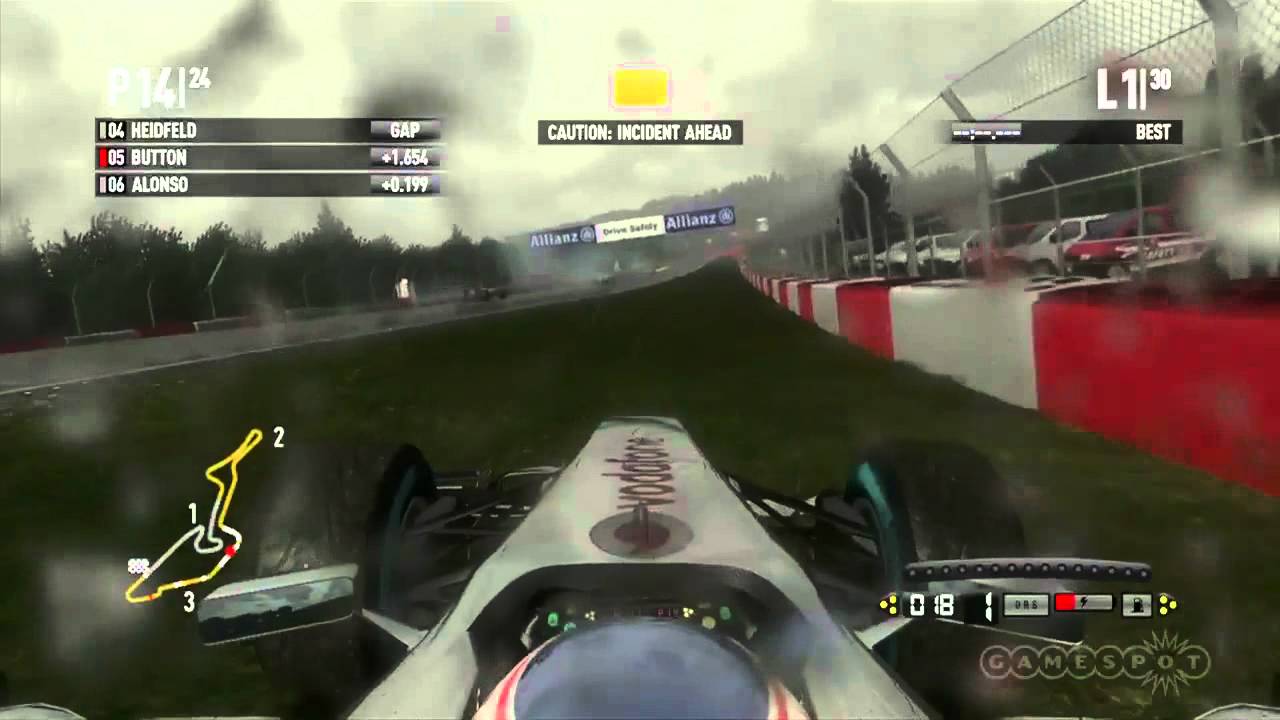 F1 2011 Gameplay Light Rain Race - YouTube