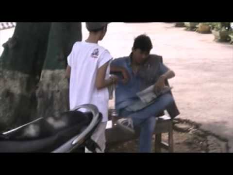 Iwan Fals - sarjana muda (Smada Sumenep) - YouTube