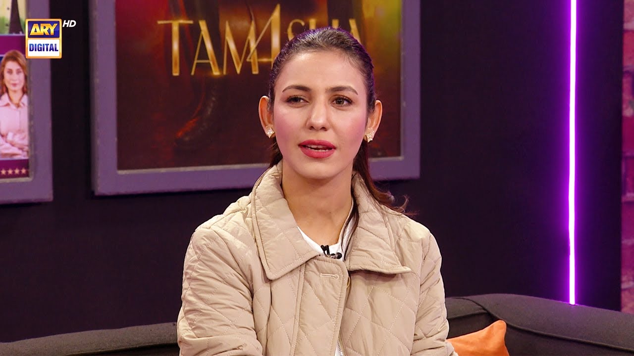 Number One Target " RIDA TARIQ " | BUZZ | ARY Digital - YouTube