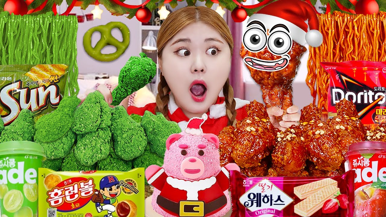 ASMR MUKBANG! Red Green Food Convenience store DESSERT EATING SOUND by ...