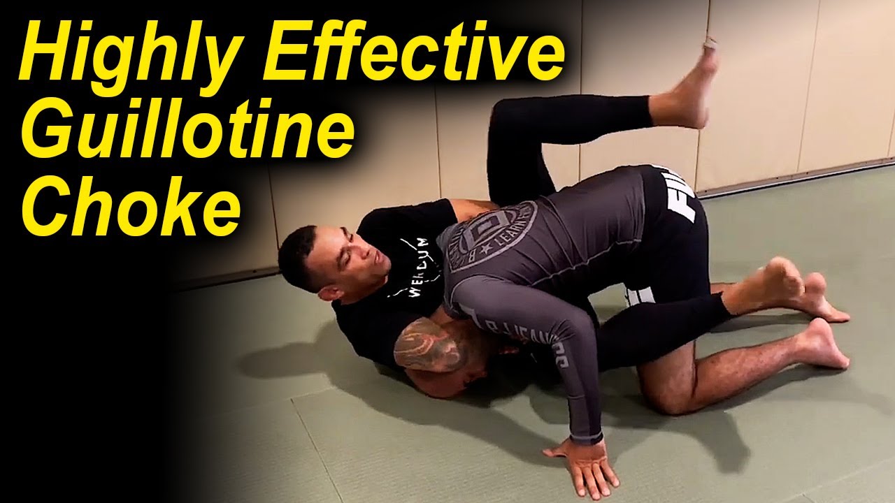 The Guillotine Choke Fabricio Werdum Used Against Cain Velasquez In The ...