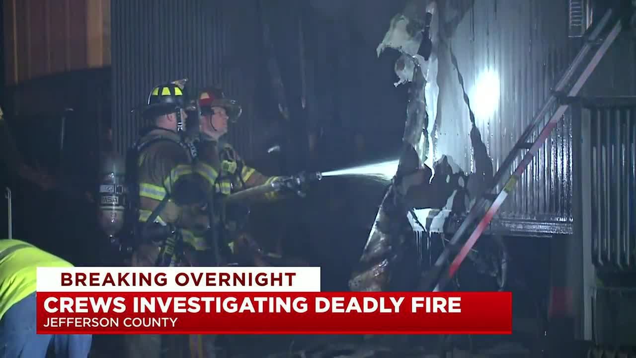 One dead in overnight High Ridge fire - YouTube