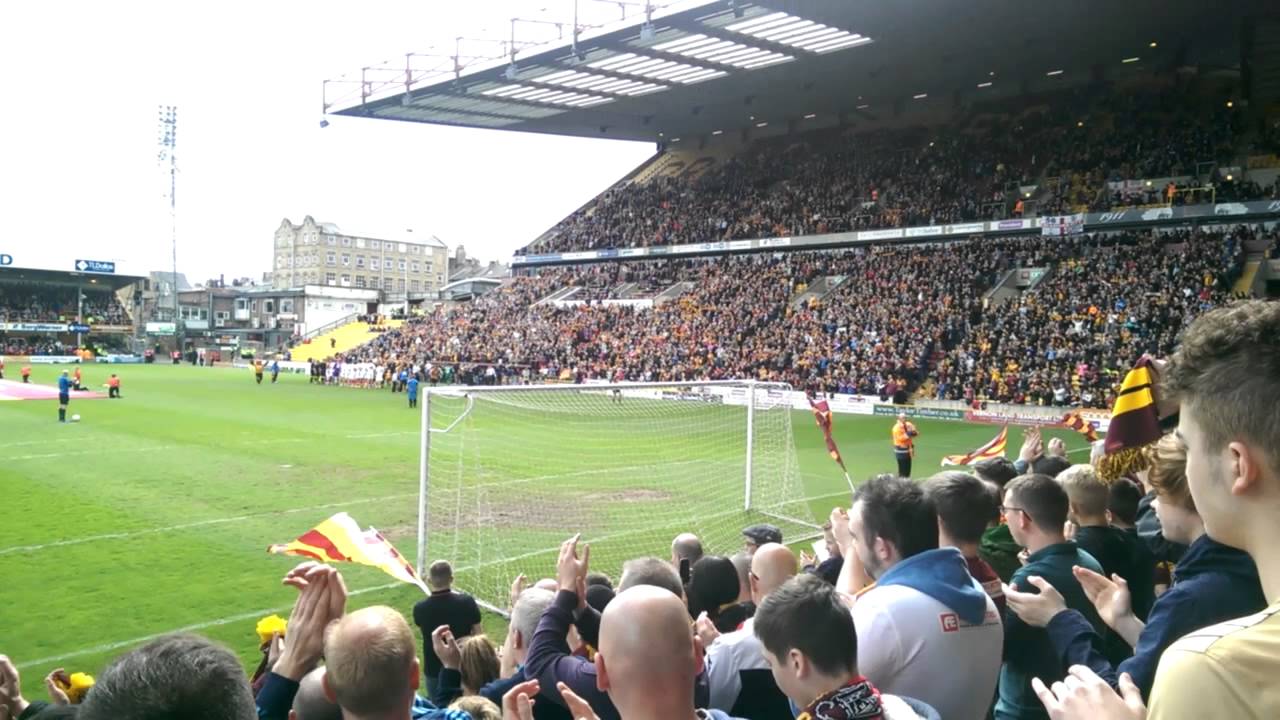 Bradford City Fire 30th Anniversary - You'll Never Walk Alone - YouTube