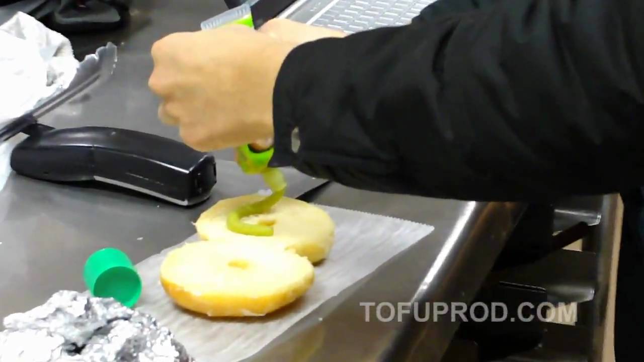 Wasabi Donut (Doughnut) at Foster's #WasabiChallenge - YouTube