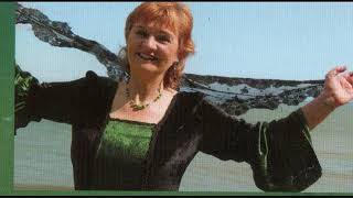 Cailin Deas Cruite na mBo (The pretty girl milking her cow) : Sung by ...