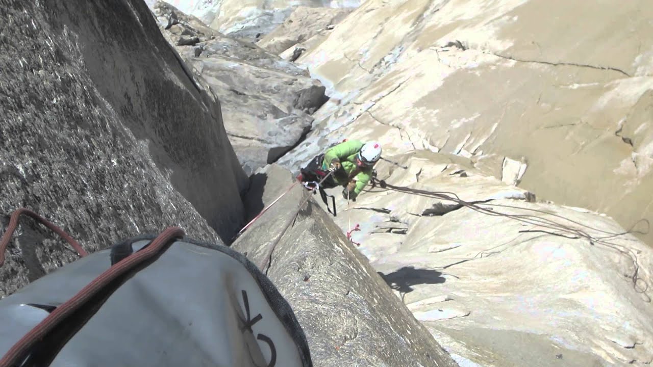 Alix jugging Changing Corners pitch - YouTube