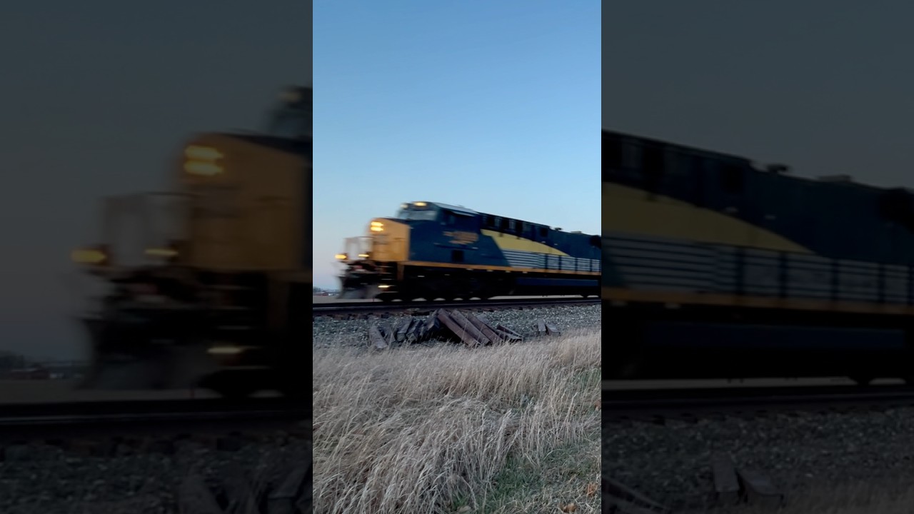 CSX 1899 solo leads CSX I-191 westbound in Milford Indiana - YouTube