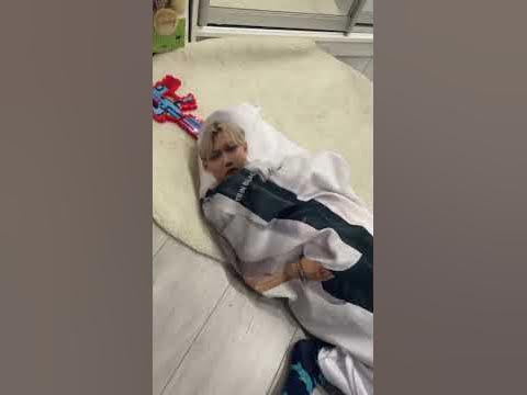 Я увидел Феликса из Стрей Кидс - YouTube