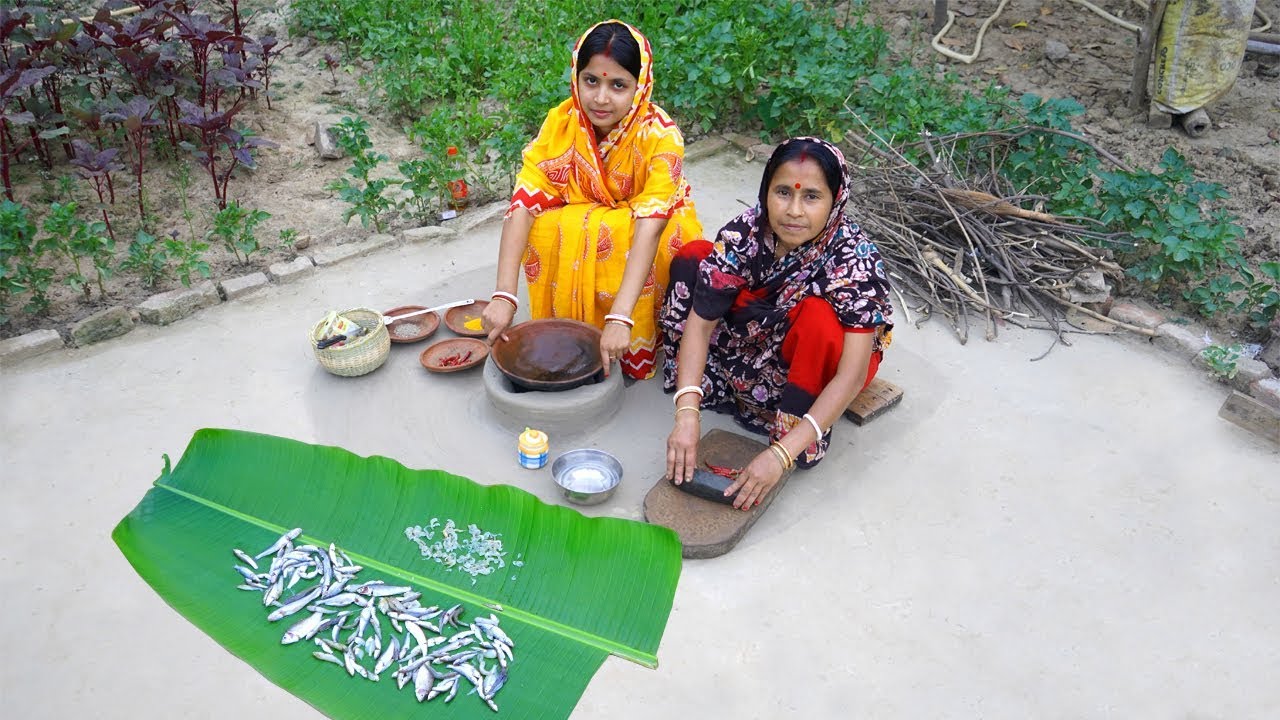 Cooking Mixed River Rare Fish Recipes in village style | Unique recipe ...