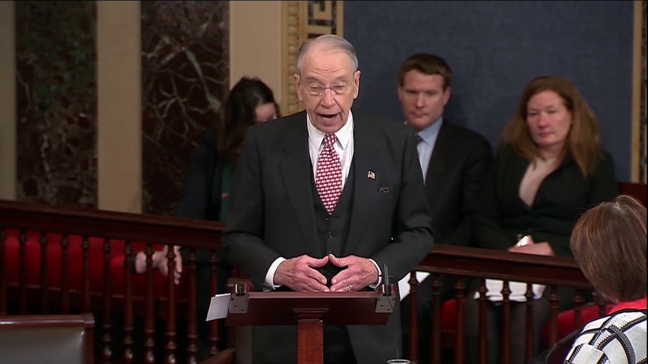 Grassley on 8th Circuit Nominee David Stras - YouTube