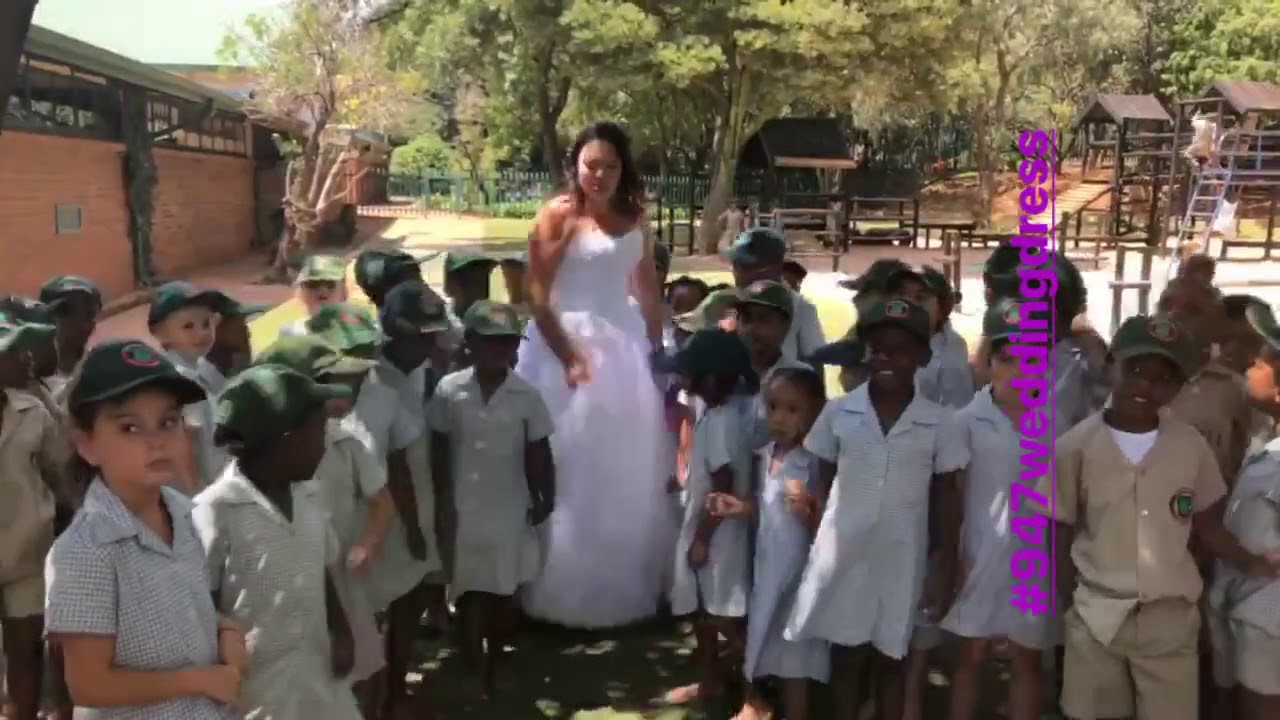 947 Breakfast Club: Week Of The Wedding Dress #947WeddingDress - YouTube