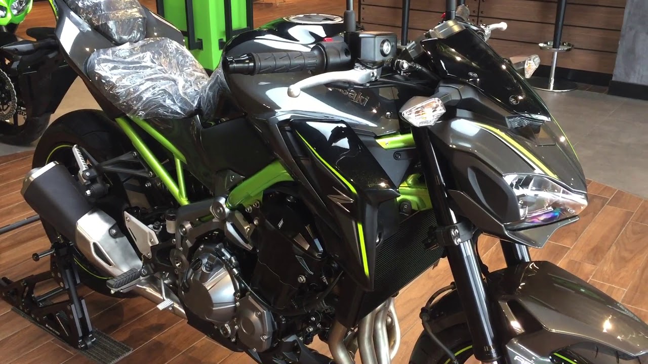 Z900 2017 first look in showroom - YouTube