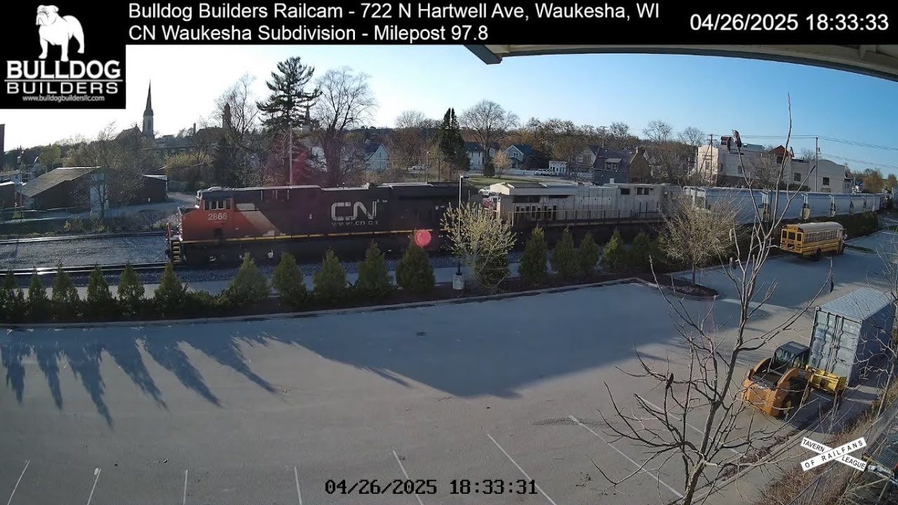 Bulldog Builders LIVE Railcam - Waukesha, WI - YouTube