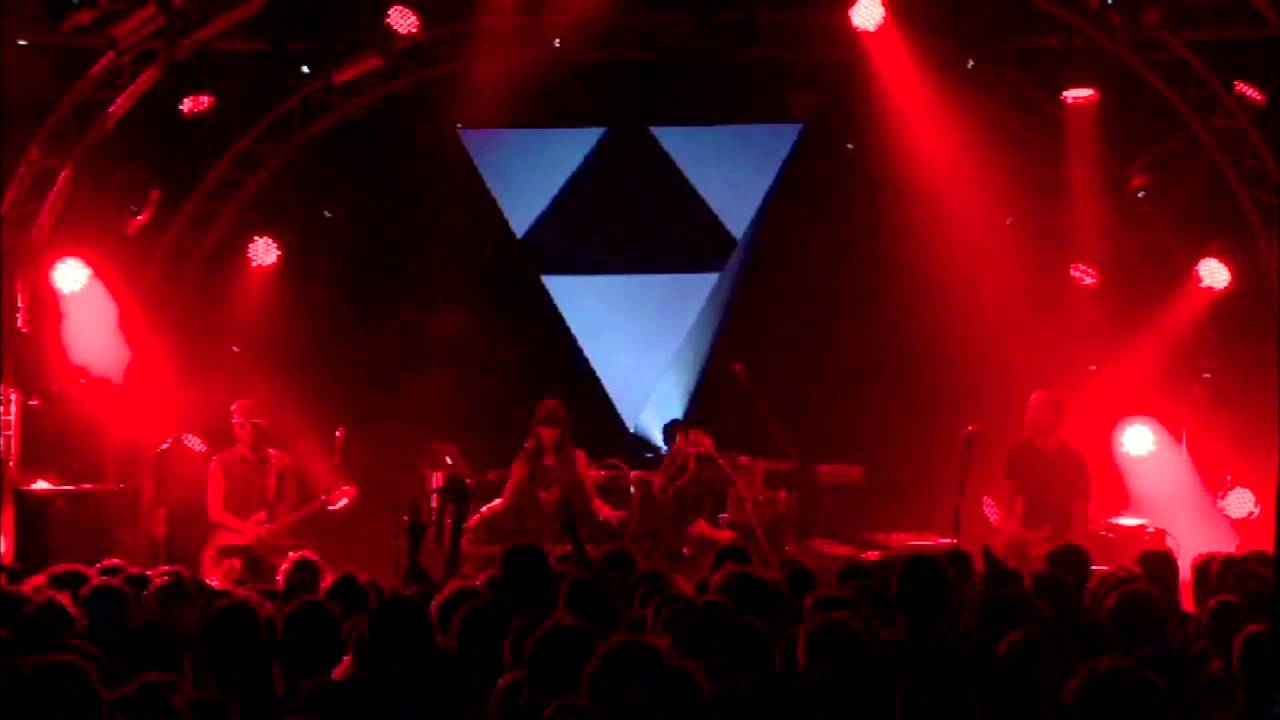 BATTLEKAT Live@Roskilde 2011 - Mother Nature - YouTube