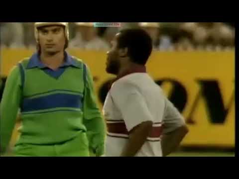 Malcolm Marshall UNPLAYABLE swing bowling / Agrassive fast bowling ...