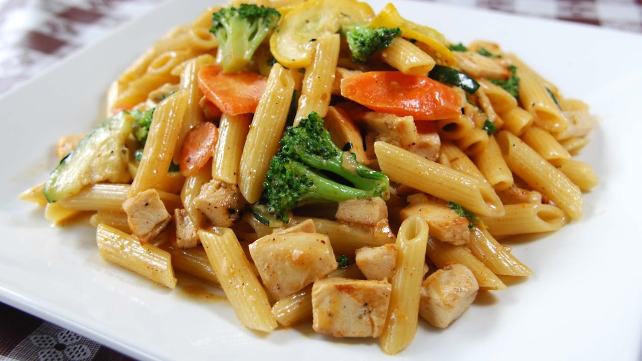 Makarona me mish pule - YouTube