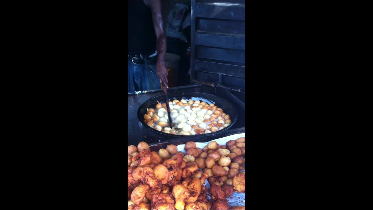 Lagos Street Food: Akara ati Puff Puff - YouTube
