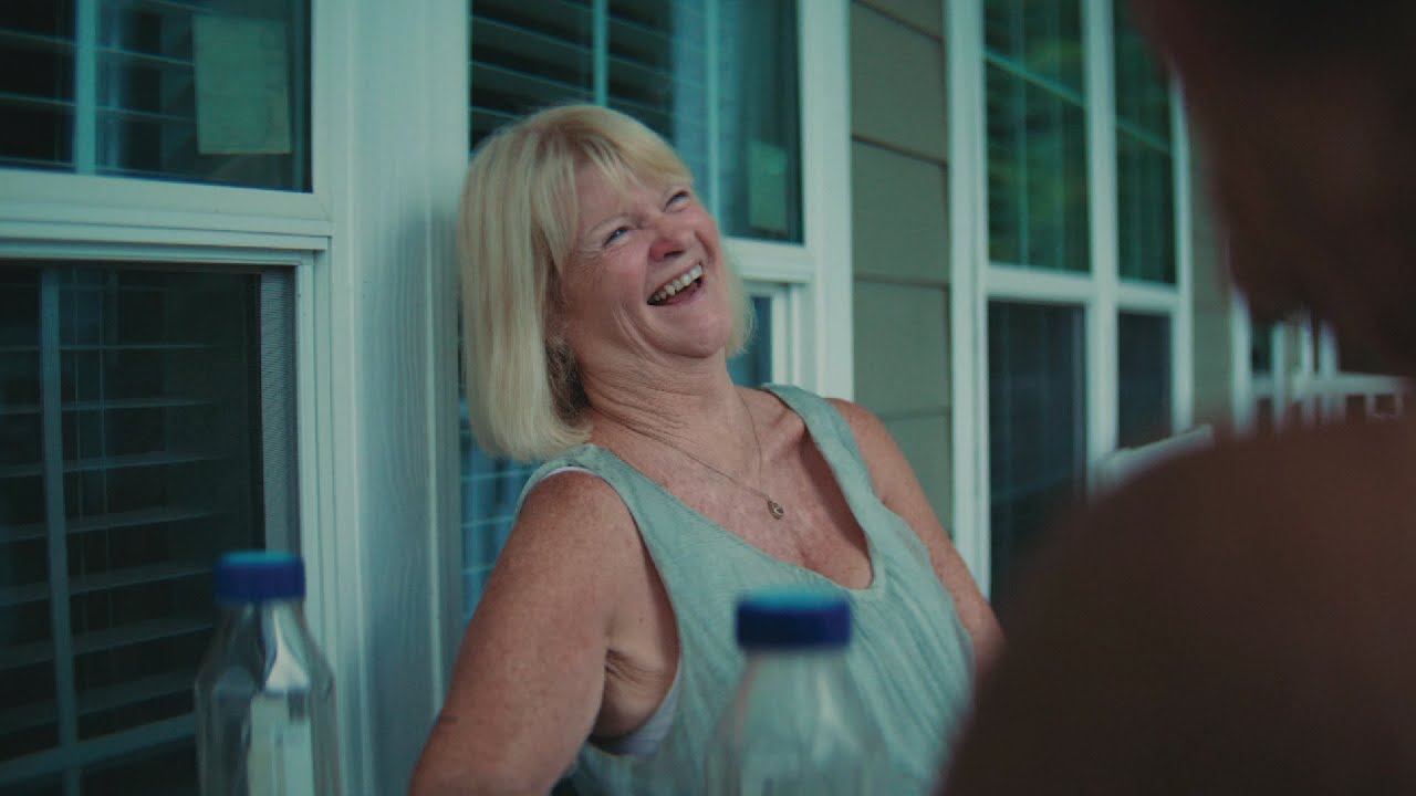 Feel Great Again - Claudia - YouTube